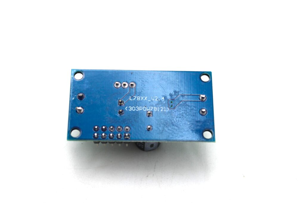 LM7812 12V DC / AC Three Terminal Voltage Regulator Power – Buy Online ... LM7812 12V DC / AC Three Terminal Voltage Regulator Power – Buy Online ...