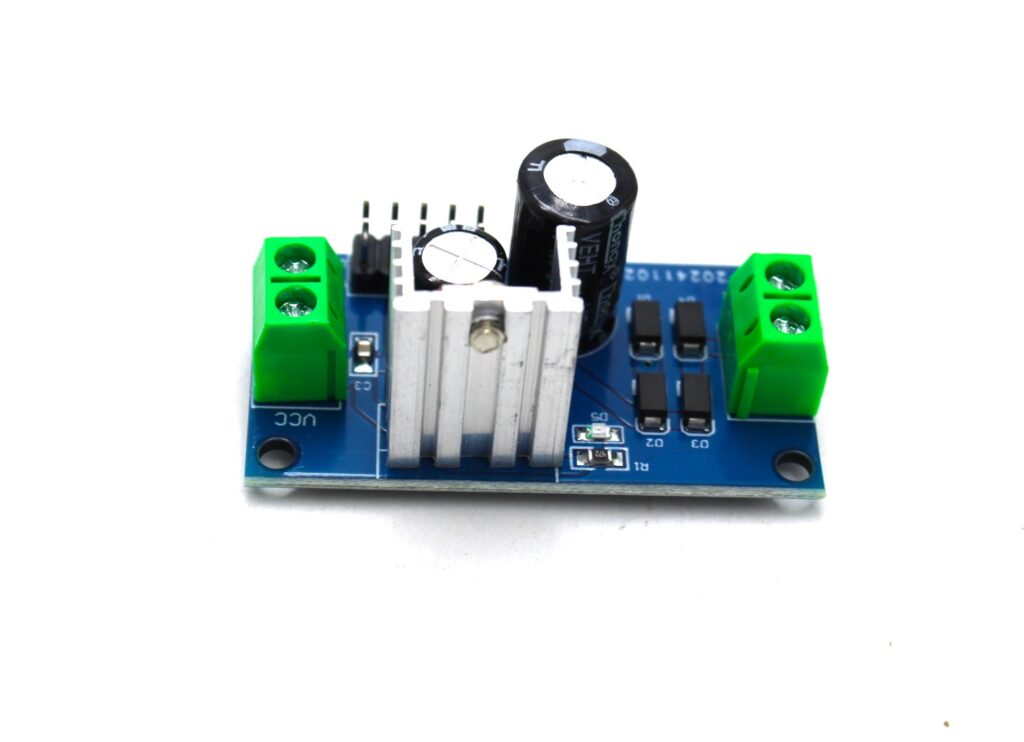 LM7812 12V DC / AC Three Terminal Voltage Regulator Power – Buy Online ... LM7812 12V DC / AC Three Terminal Voltage Regulator Power – Buy Online ...